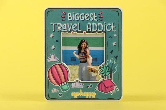 Travel Addict Magnet — SourceIF